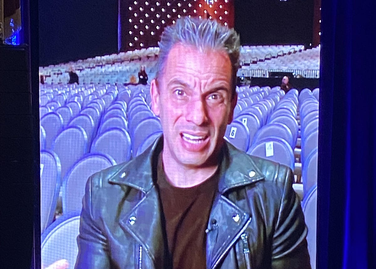 Sebastian Maniscalco. My favorite comedian, a comedian’s… | by Randy ...