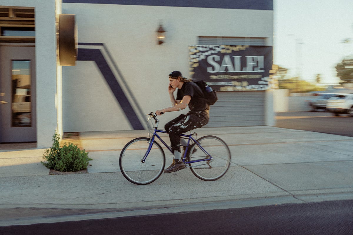 Read this now! How to use urgency in copywriting | by Benjamindmaiden ...