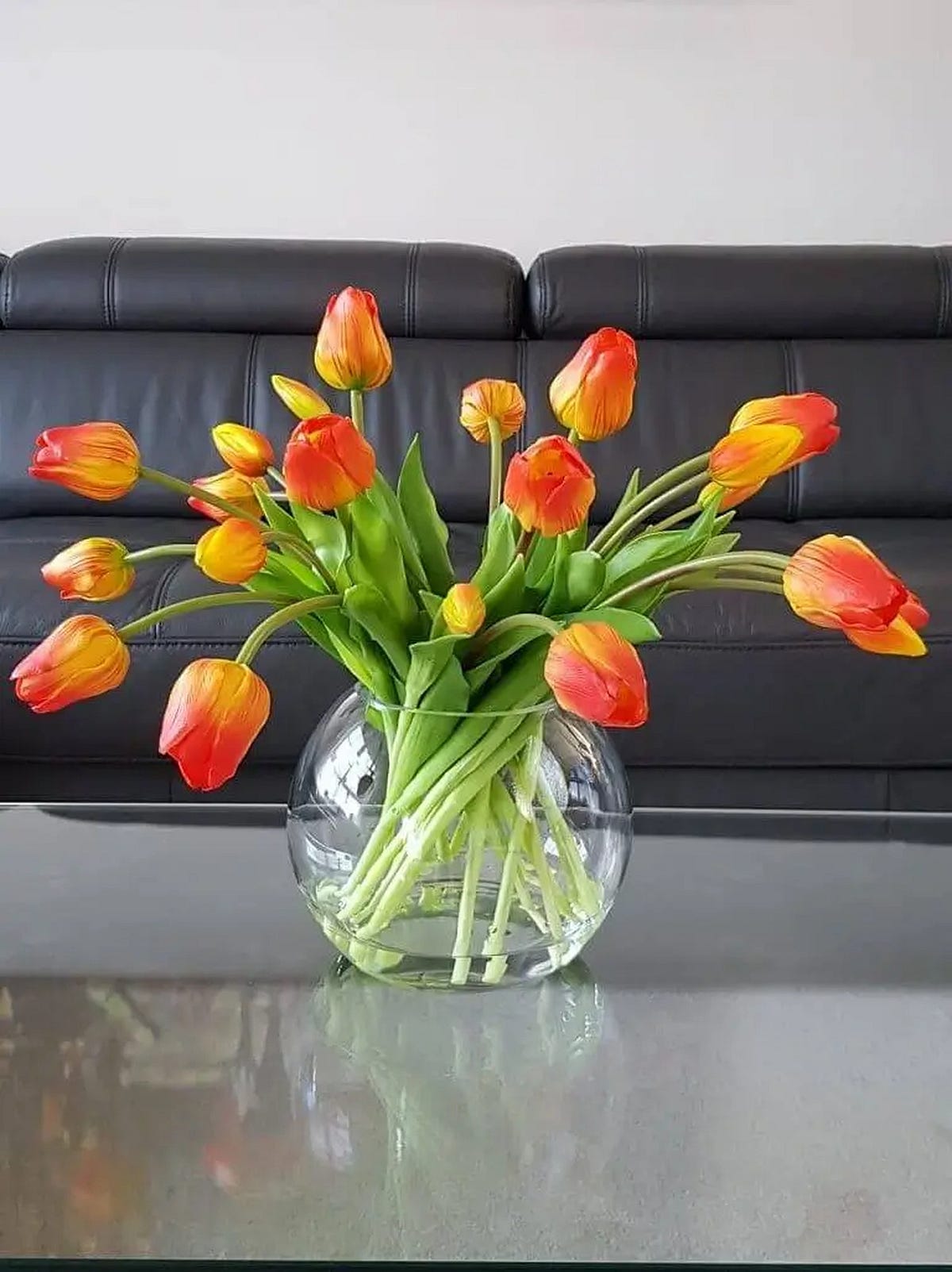 Are Artificial Flowers Tacky? The Pros and Cons of Silk Flowers | by Saffron's Decor | Medium