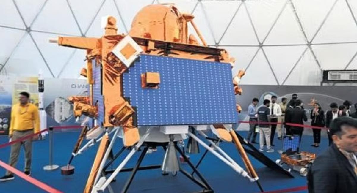 Mobile Digital Planetarium: Bridging the Cosmic Divide | by Doctorscare ...