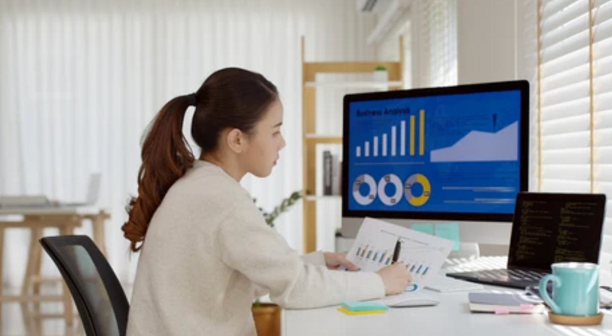 How to build a career in Data Science | by Muniba Talha | Tech Lounge ...