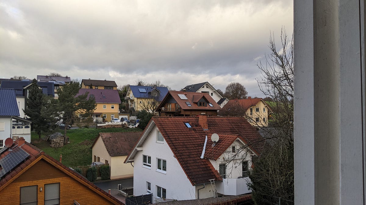 Suburban - Scuzzbucket - Medium