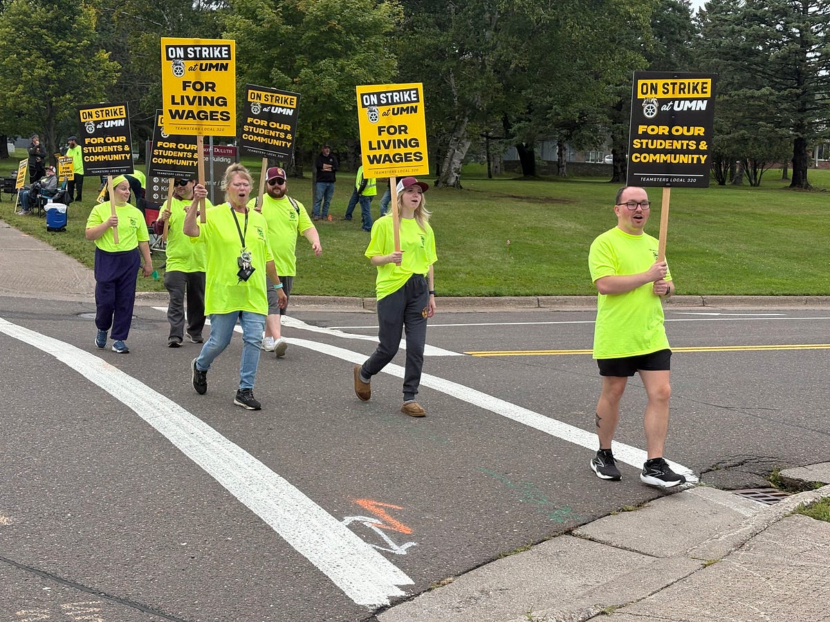 UMD Teamsters Local 320 Union workers on strike | by Julia Guttenfelder ...