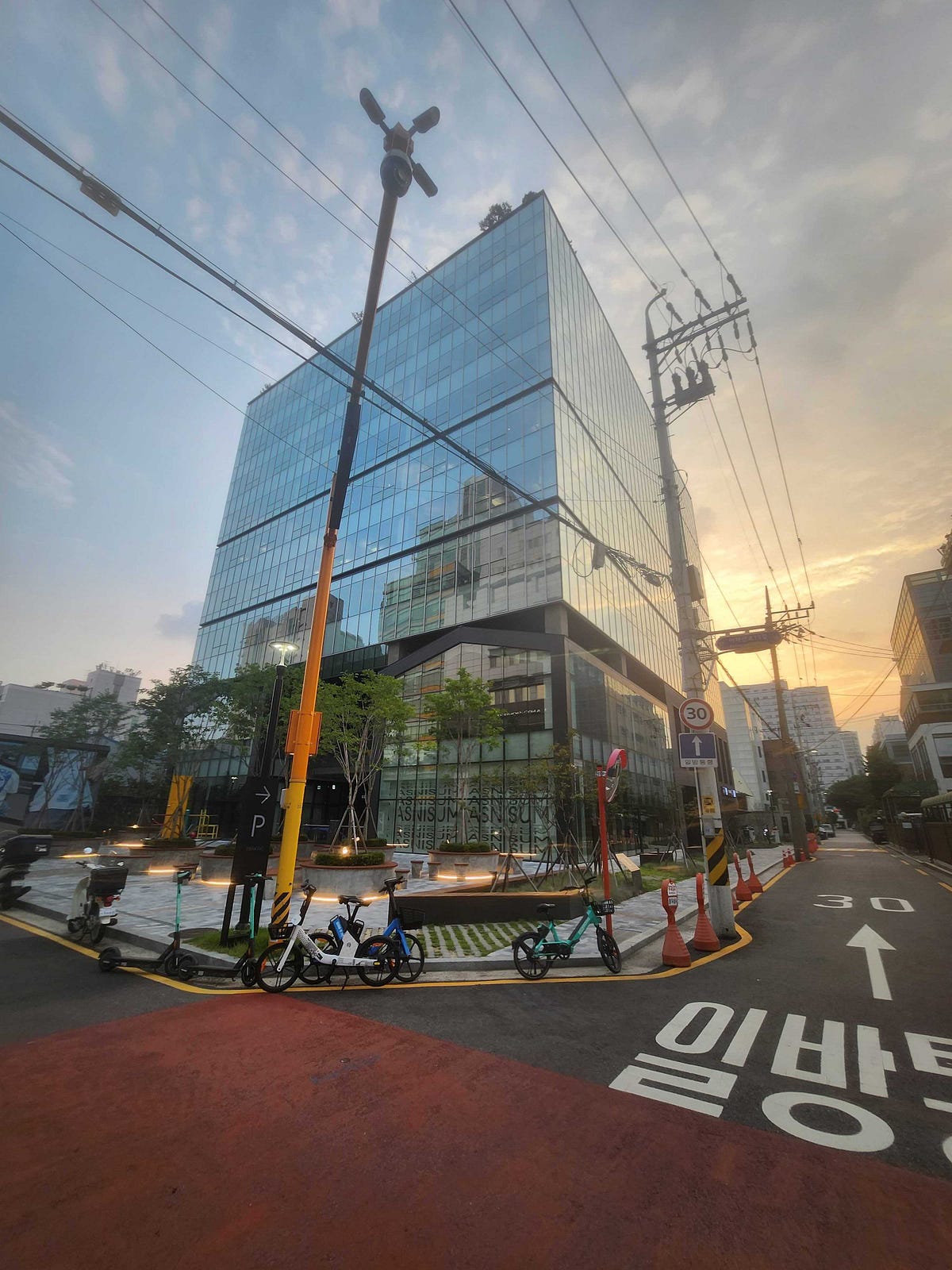 마이크로서비스의 외부 Api 패턴 중에서 Materialized View 와 Backend For Frontend 를 29cm