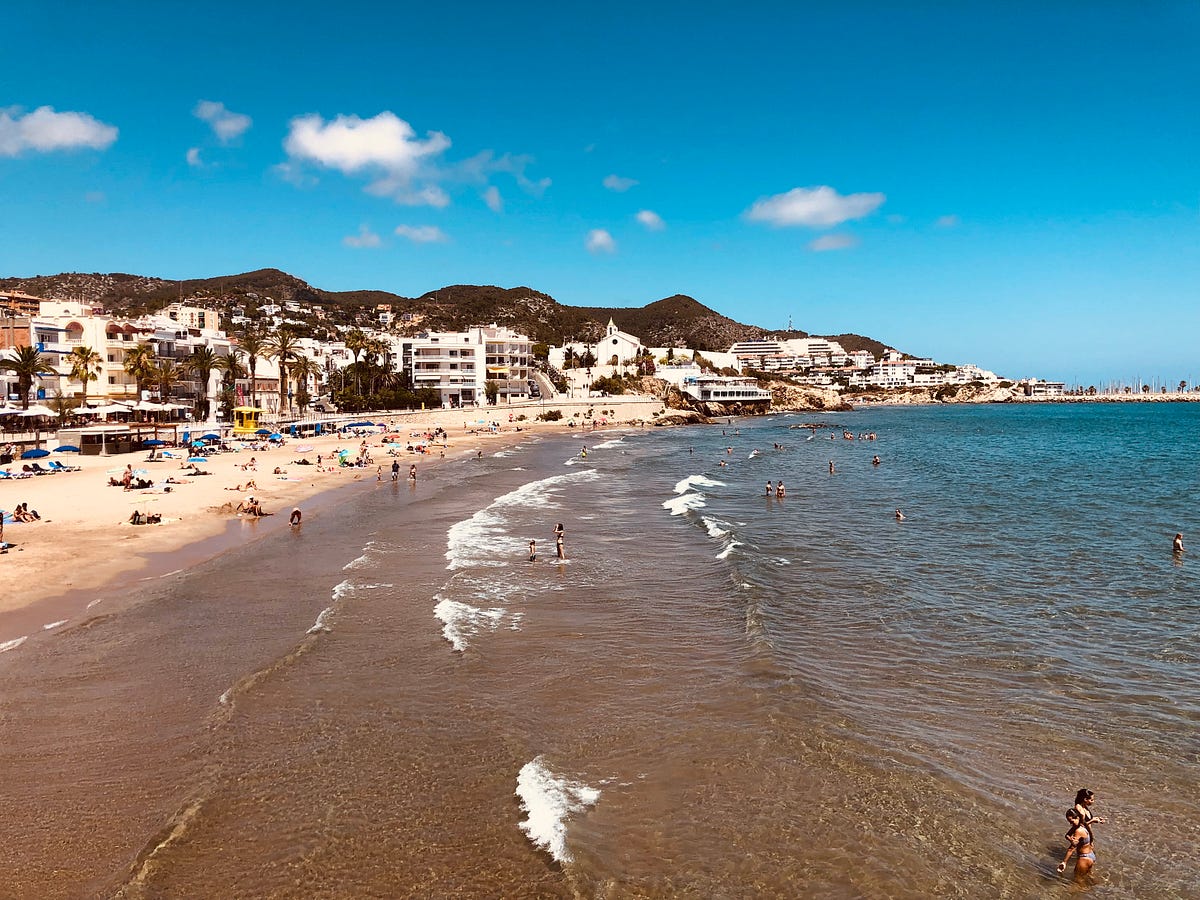 Thinking of Becoming a Digital Nomad? A Few Aspects to Consider. | by Sonia Tisu | Medium