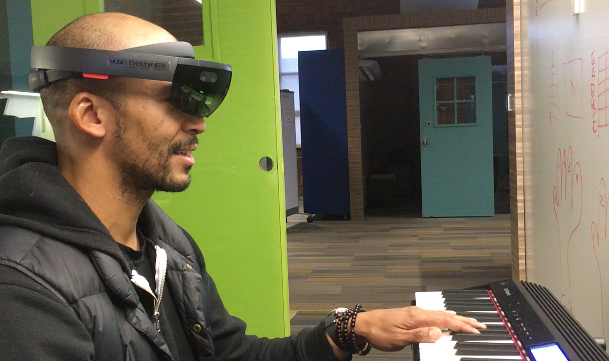 Microsoft HoloLens Developer Contest. Ep.2 | by Fuyen Hsiao | Medium
