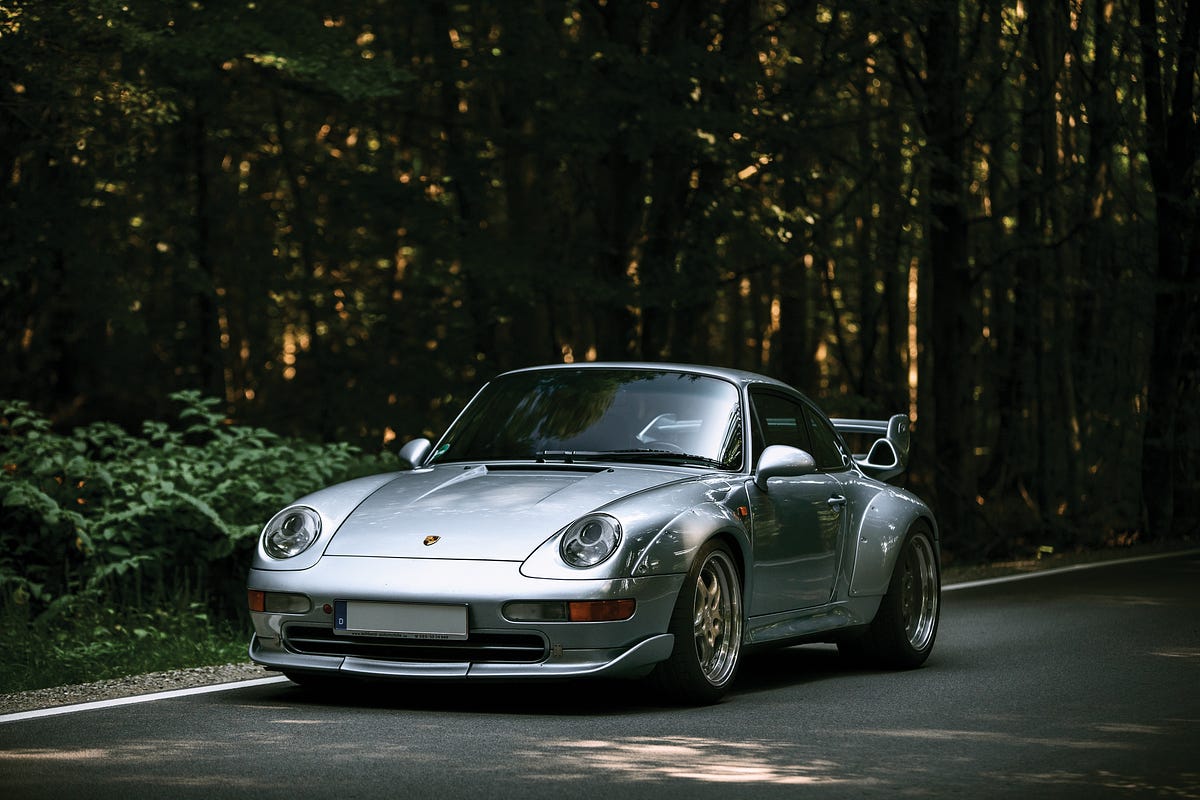 【零手．「粗咪」】96年PORSCHE 993 GT2巿值850萬 | by PowerPlay HK | Medium