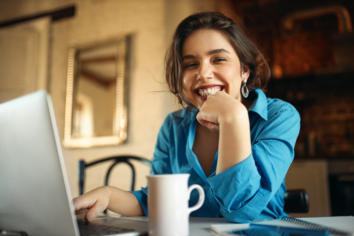 The Best 20 Ways To Start Making Money Online | by Caroline Elle | Medium