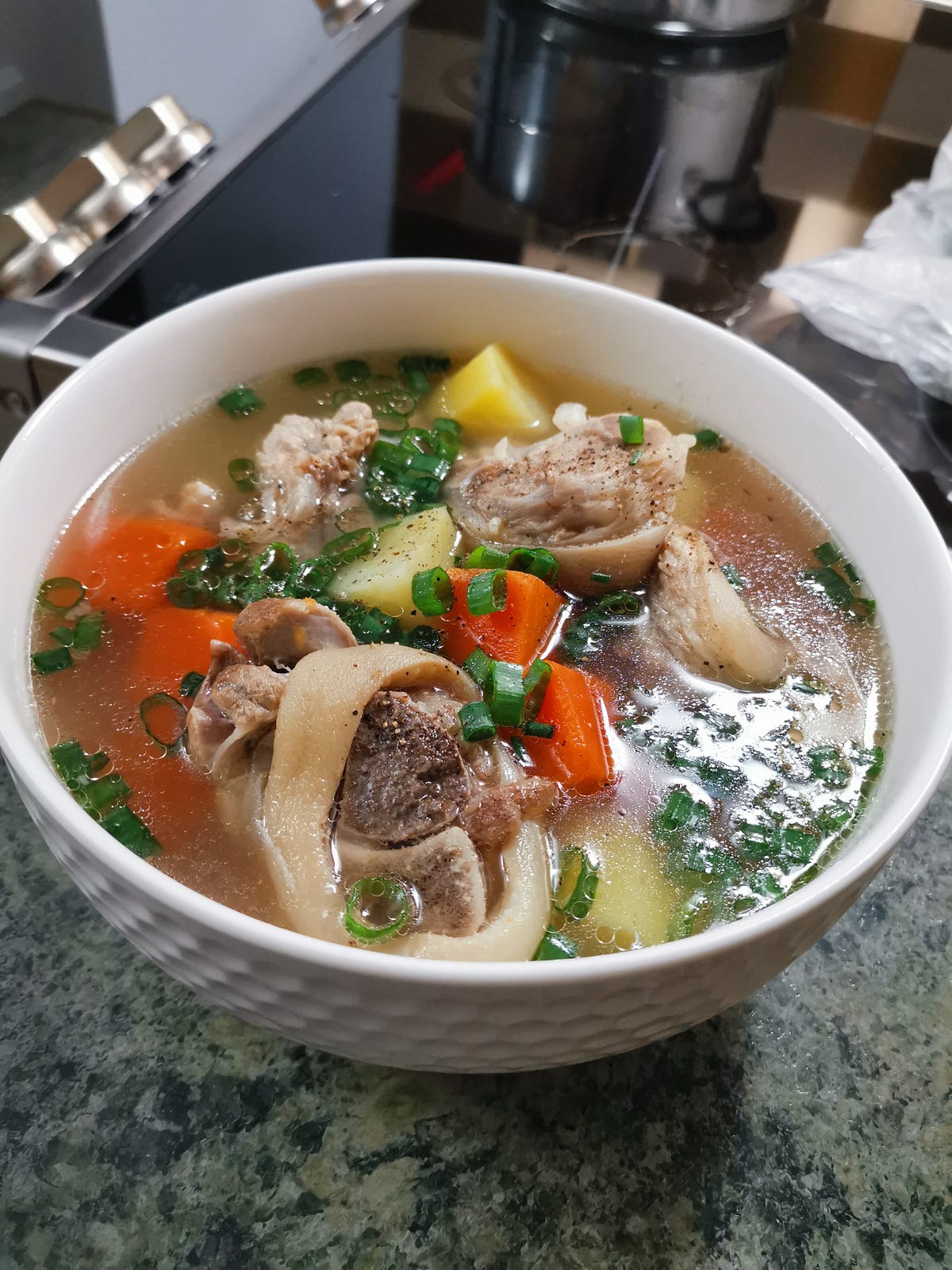 Blog 2: Making Soup. Pork Bone Soup by Vietnamese Style | by Phi Tran ...