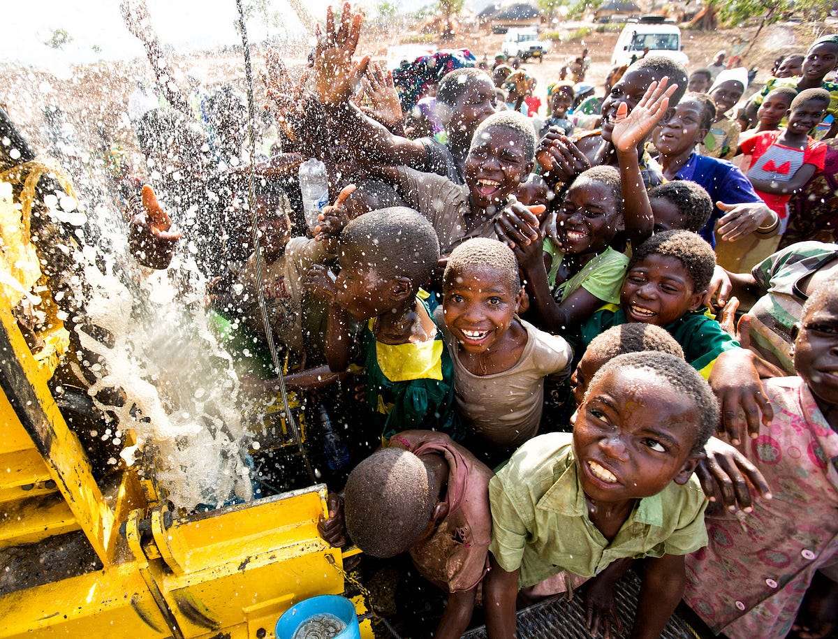 How charity: water changed the act of giving | by Jan Lammens | Medium