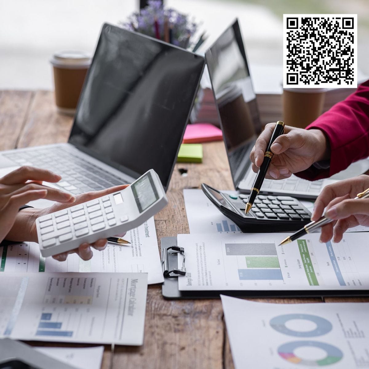 How To Choose The Right Bookkeeping Service For Your Small Business ...