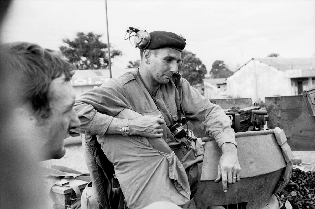 The jungle look. by David Gist | by National Portrait Gallery | Portrait magazine | Medium