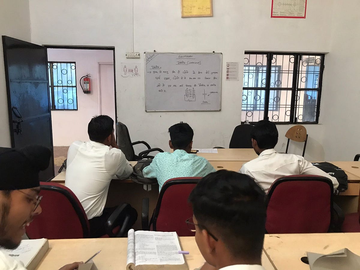 Excellent ITI in Moradabad - Moradabad Iti - Medium