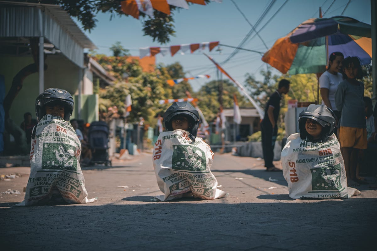 Aman, Iman, Amin, Eman. Khotbah Kemerdekaan dan Refleksi… | by Luthfi ...