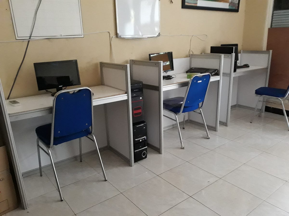 Jual dan Sewa Meja Kantor Portable Murah — 088211154893 | by Master ...