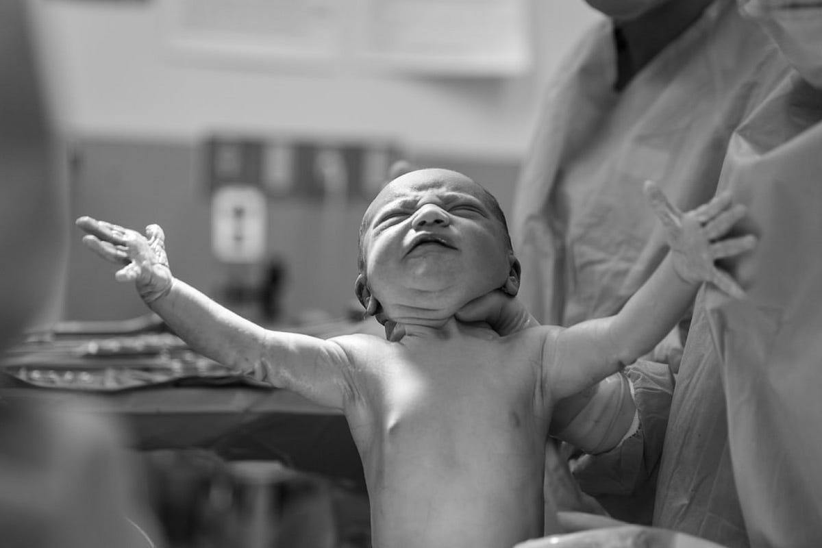 Lamaze vs. Natural Birth: Philosophies and Practices | by Dilek ...