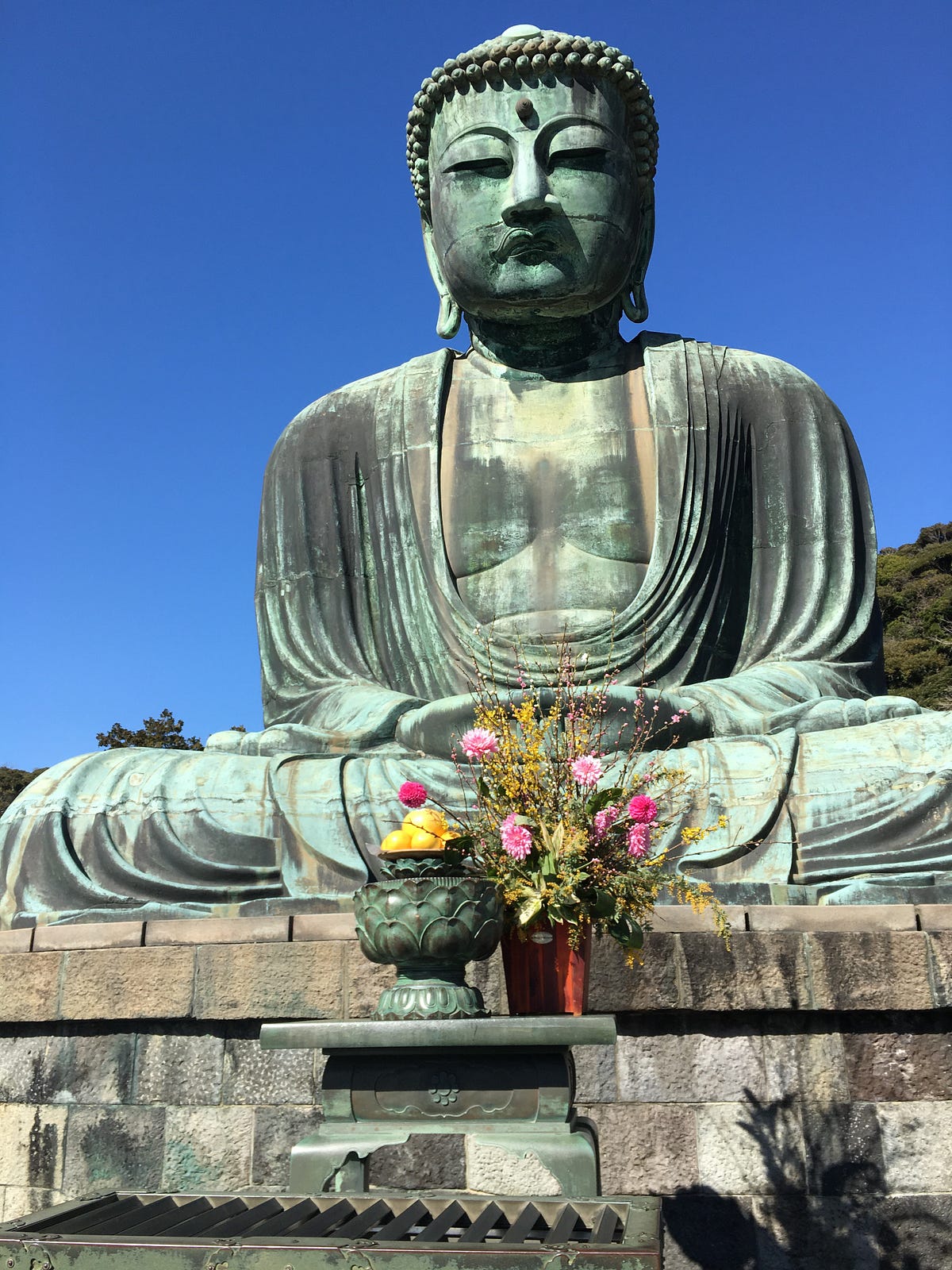 THE GREAT BUDDA OF KAMAKURA JAPAN - Sakiko - Medium