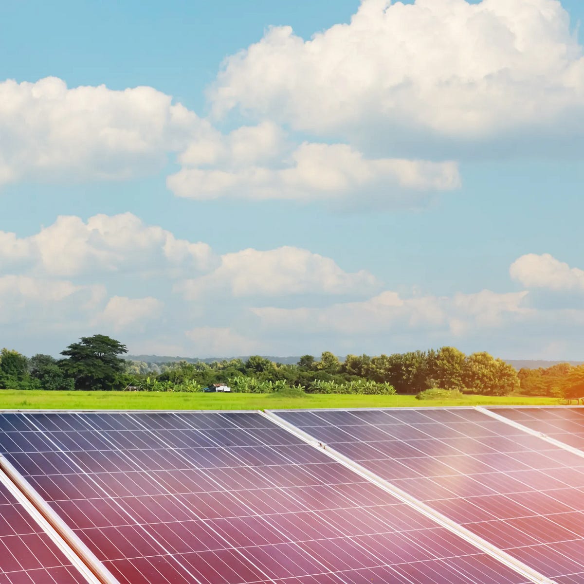 Are Solar Power Plants Affected by Lightning? | by Mapperx | Medium