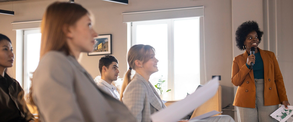 How to Give Status Updates in Standup Meetings Like a Senior Engineer ...