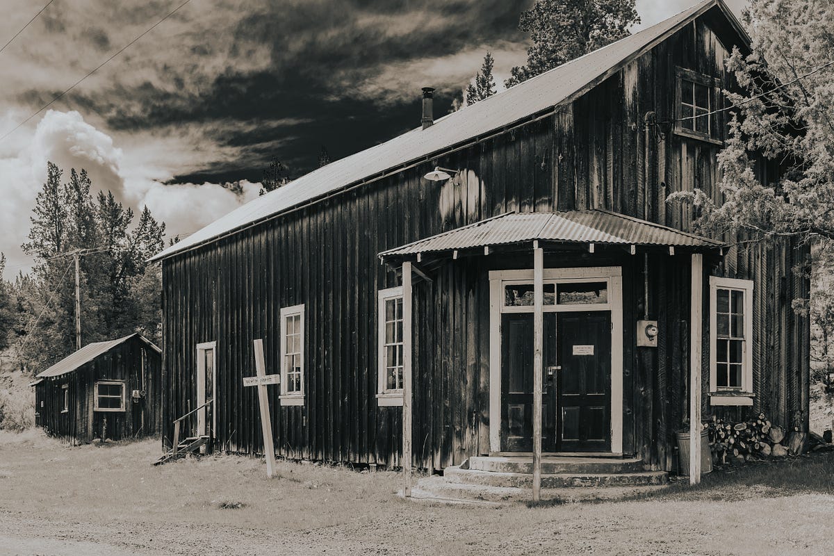 Exploring Ashwood, Oregon: Journey to a Ghost Town | Fox Foto Co | Medium