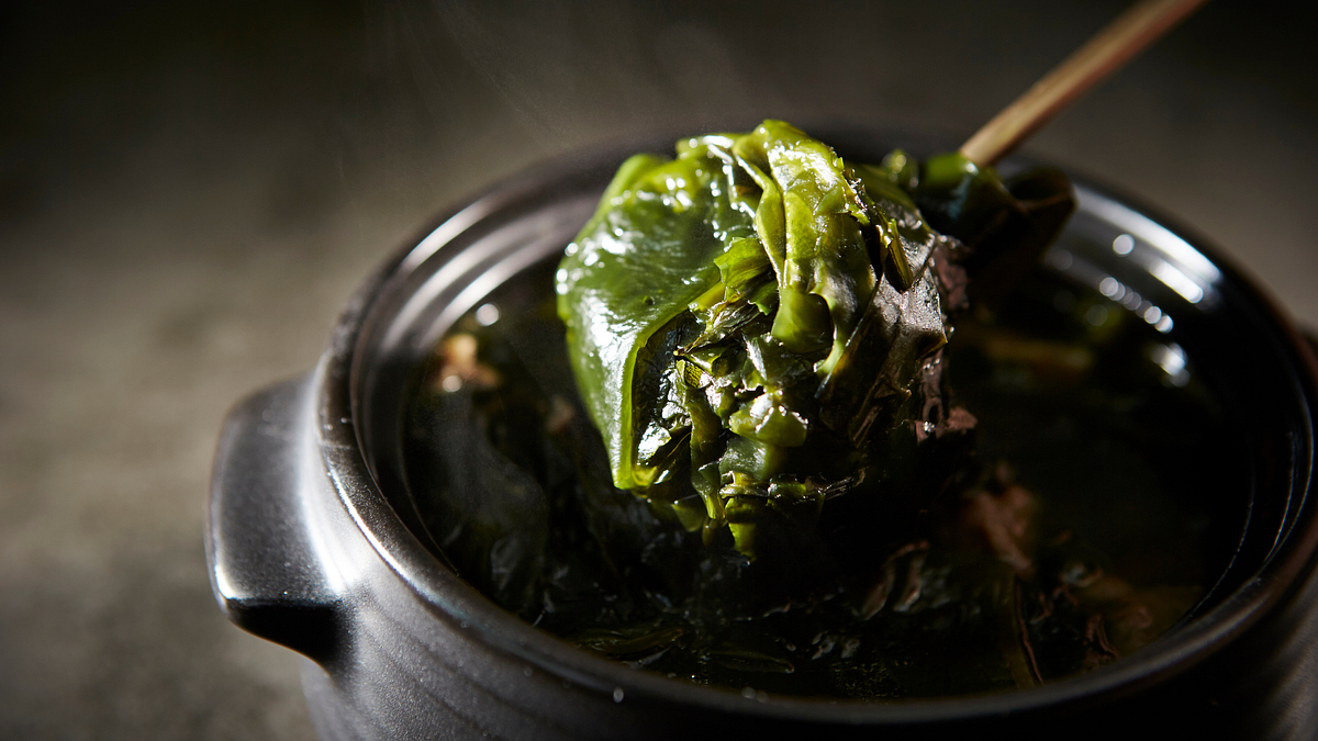 Miyeokguk, Korea’s Savory Answer to Chilly Days & Birth Recovery | by Robin Sol Lieberman | Medium