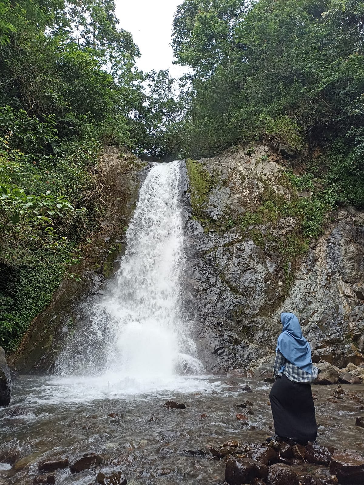 Finding a Garbage-Free Waterfall — Indonesia | by Alida Naufalia | Medium