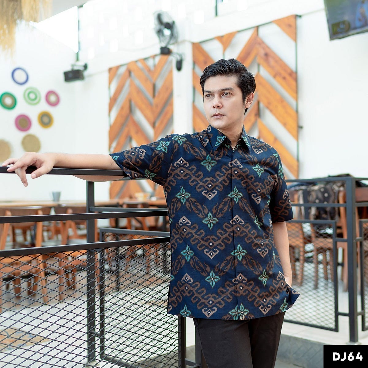 LAGI CUCI GUDANG, Call 0858–0051–8138,Model Baju Kemeja Pria 2020 ...
