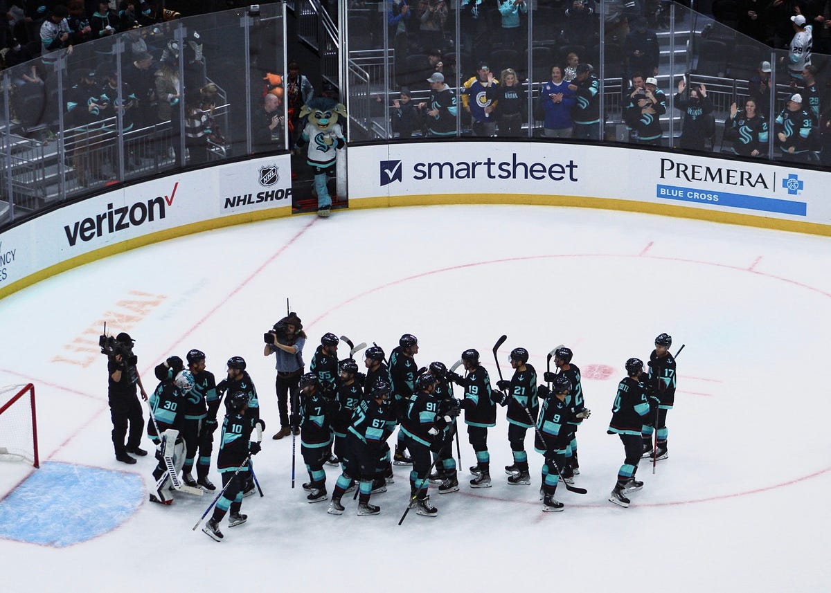Los Seattle Kraken llegaron a los playoffs de la Copa Stanley. Esto es ... Los Seattle Kraken llegaron a los playoffs de la Copa Stanley. Esto es ...