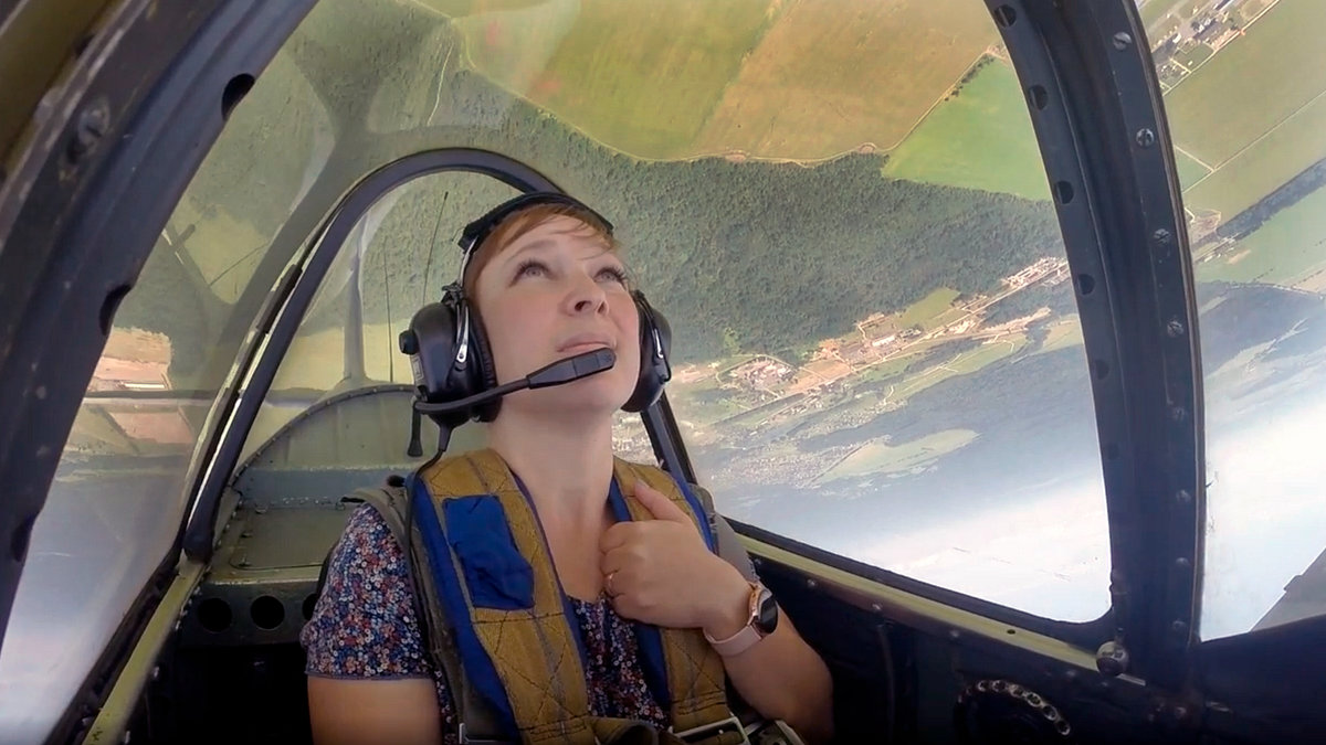 Your tunnel vision when you are under 10G pressure at work | by Kate B ...