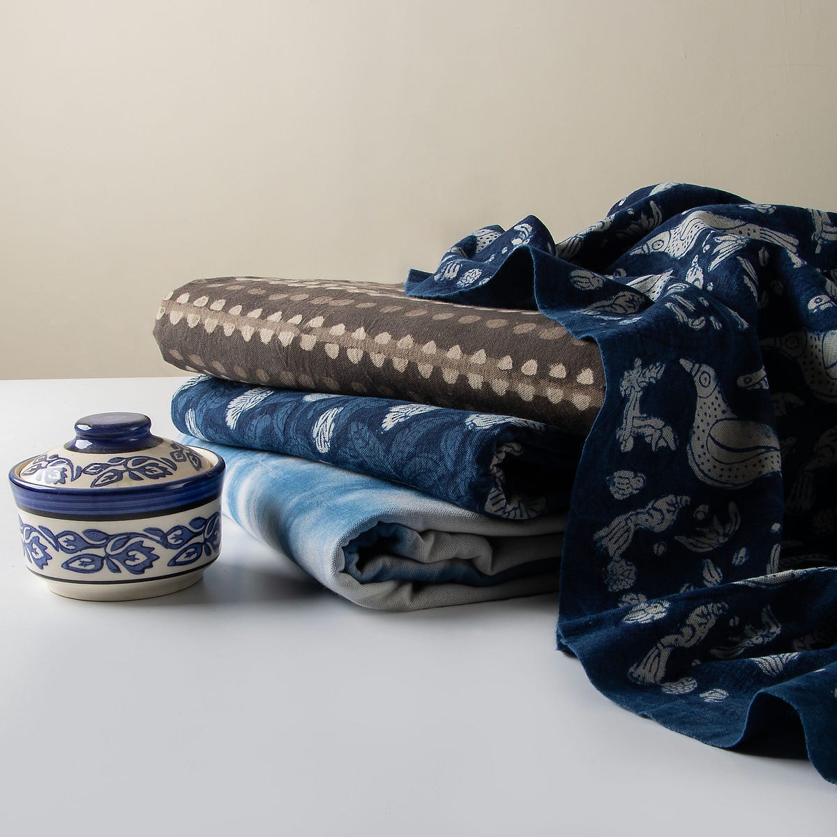 Canvas Fabric: A Comprehensive Guide to Its History, Uses, Benefits ...