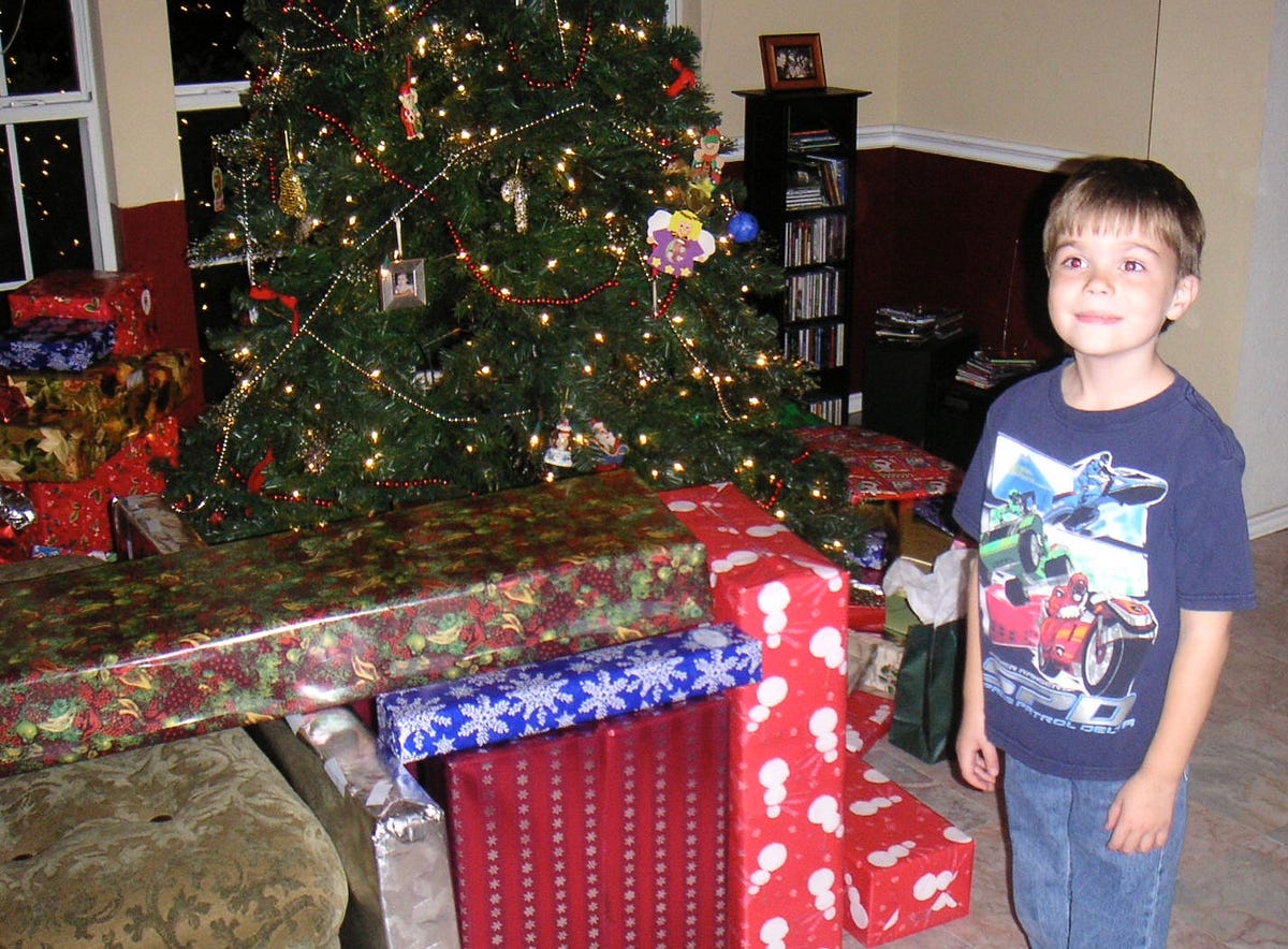The Unexpected Holiday Gift Guide | by Penny Rackley | Good Vibes Club | Dec, 2023 | Medium