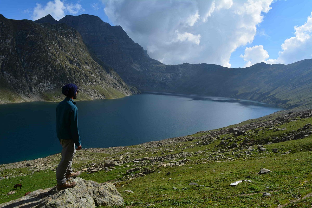 10 career skills you learn by traveling | by Pranav Harish | Medium