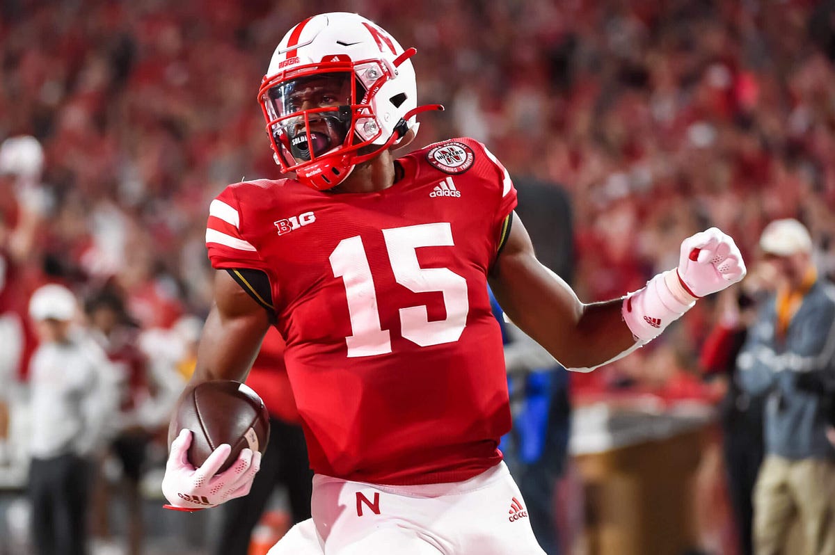 “Minnesota’s Stunning Victory: Kesich’s Late Field Goal Beats Nebraska ...