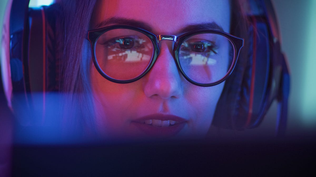 What are the benefits of using blue light filters while gaming? (2022 ...