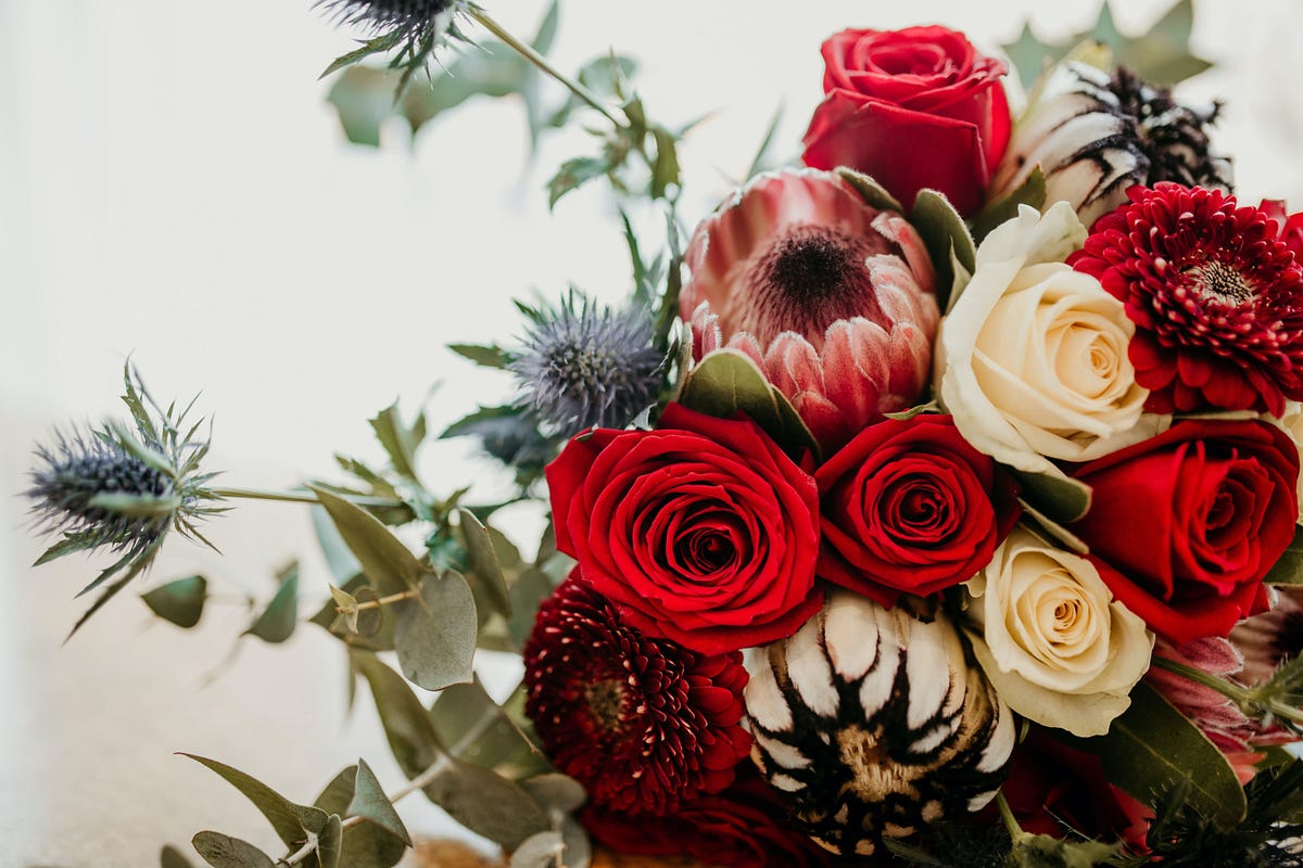 5 jenis bunga yang cocok untuk hari Valentine | by Rama Mahendra | Medium