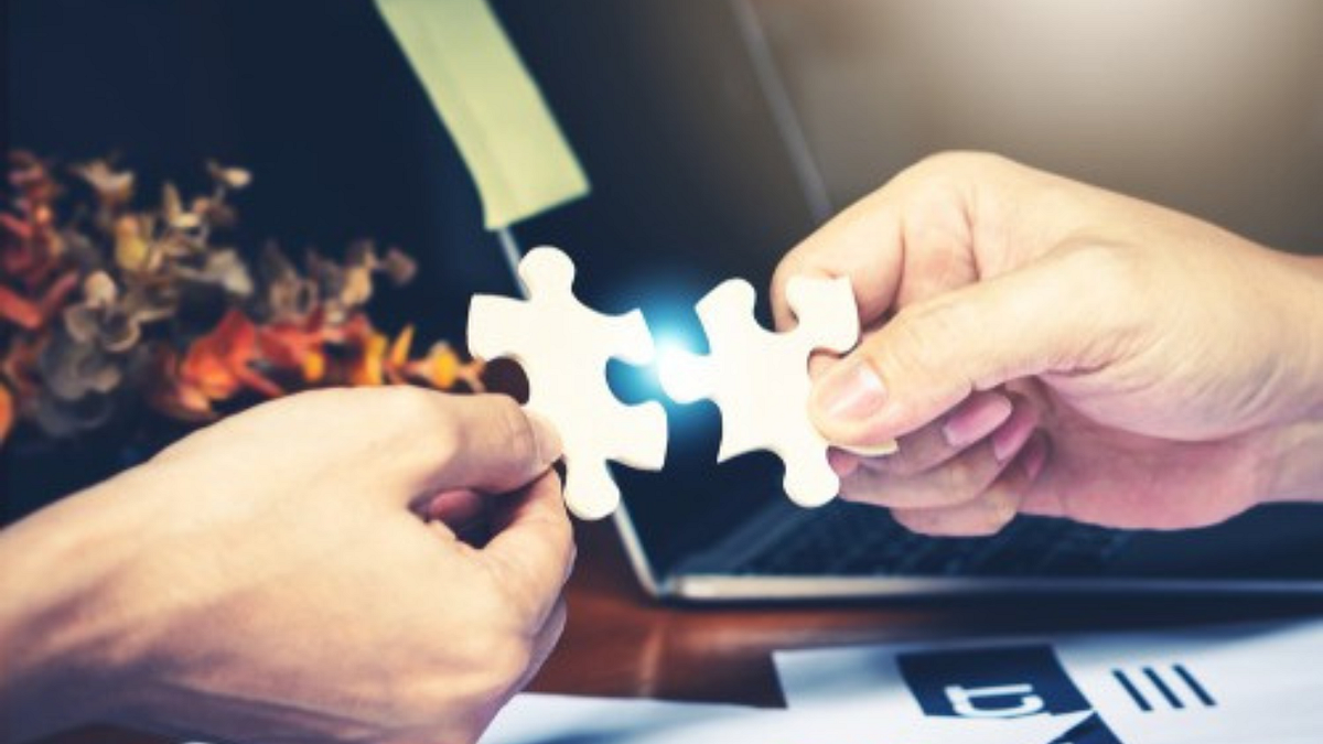 Merge Those Deals and Improve Your Bitrix24 Efficiency | by EMCSOFT ...