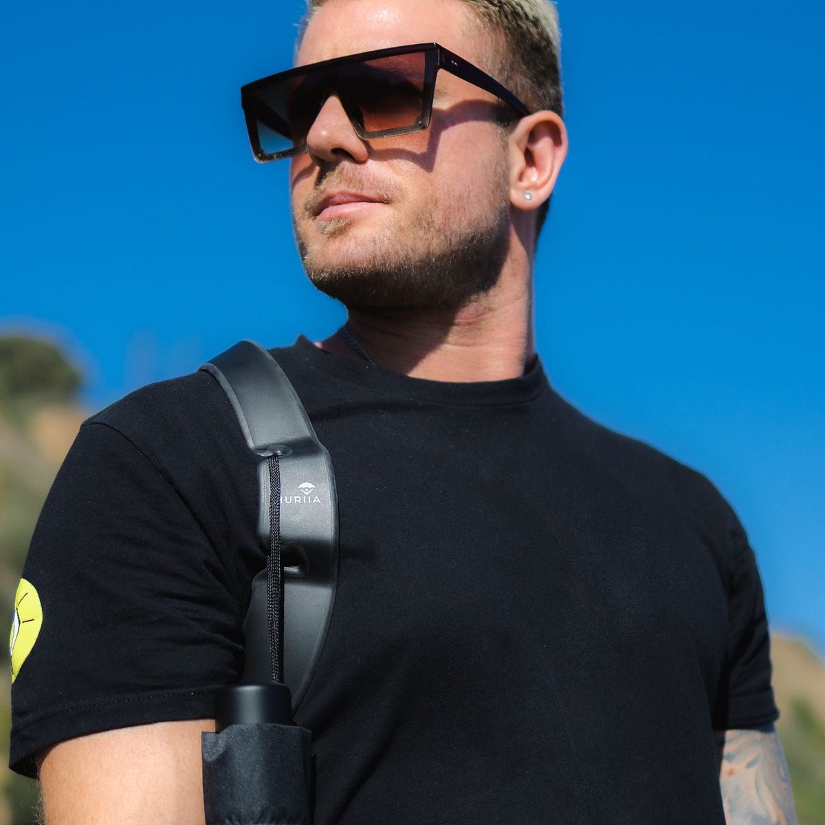 Simplify Your Life: Here is How Huriia’s Umbrella Shoulder Attachment ...