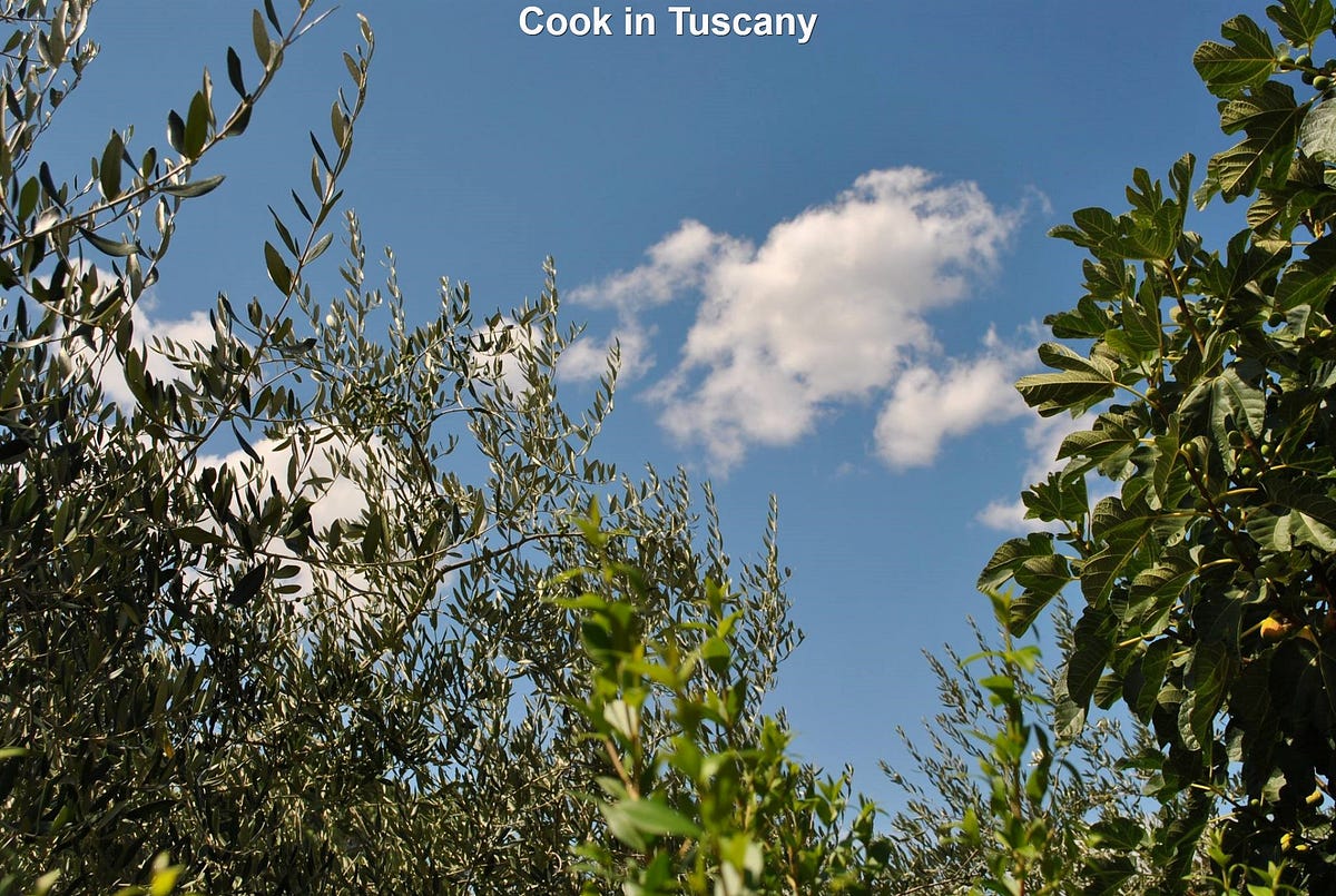 Tuscan skies. www.cookintuscany.com | by Linda Meyers | Medium