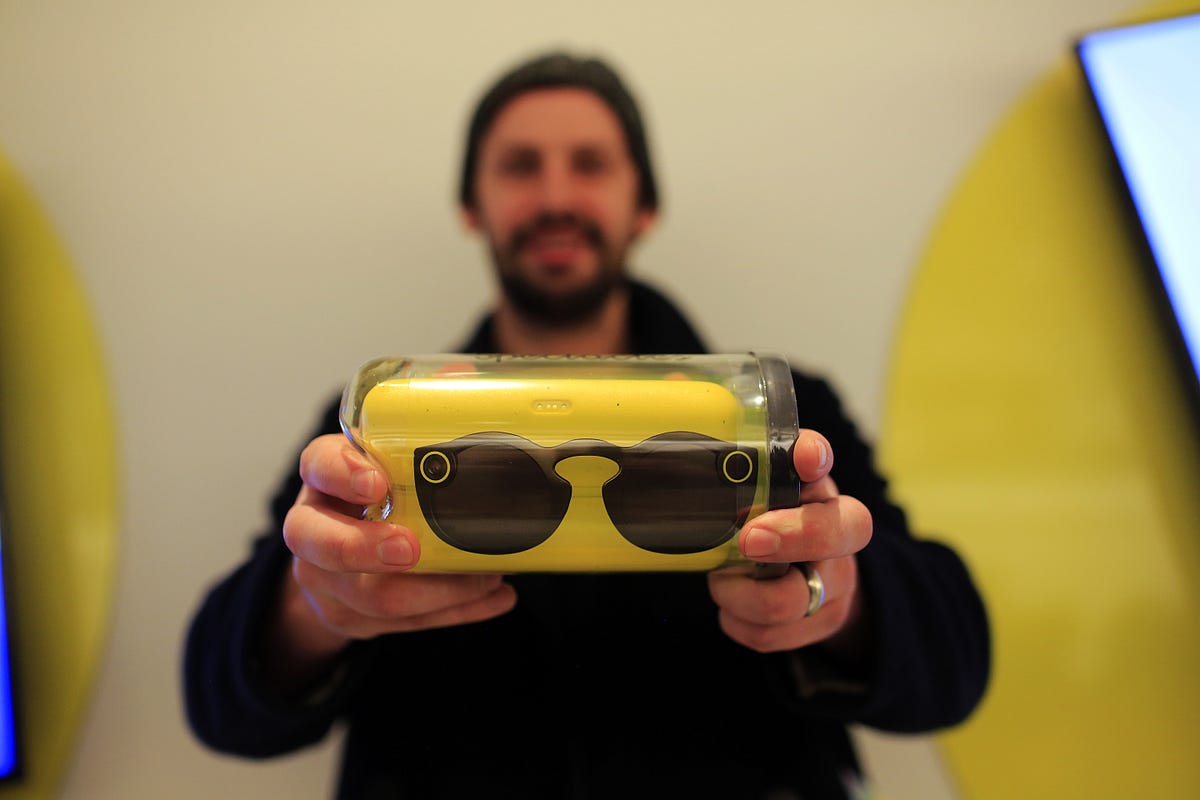 Snapchat annoys me. Is that a problem? | by Selina Wang | Bloomberg ...