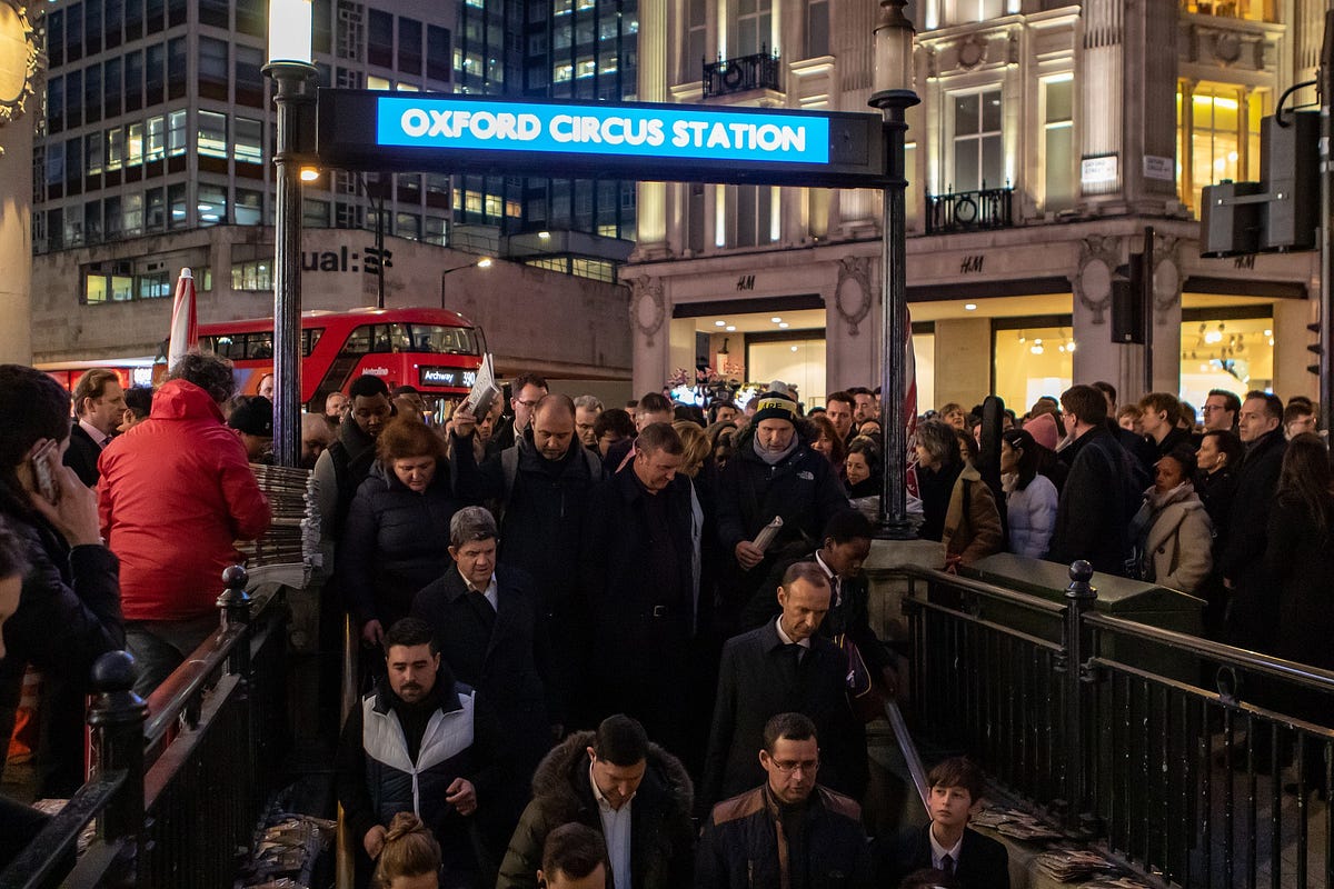 How does it feel to live in London? | by Stefan Grabner | Medium