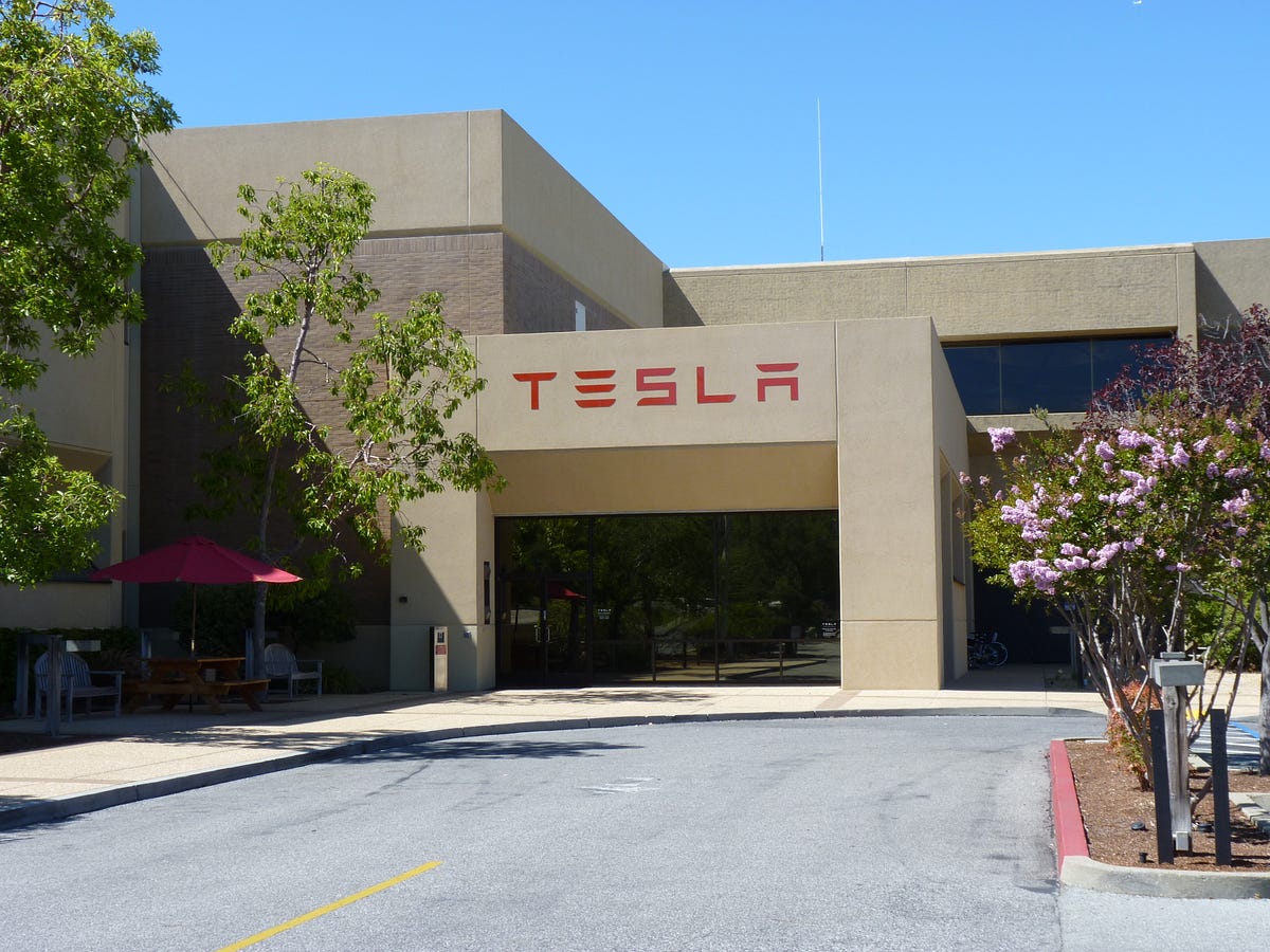 What It’s Like To Be a Principle Data Architect At Tesla Motors | by ...