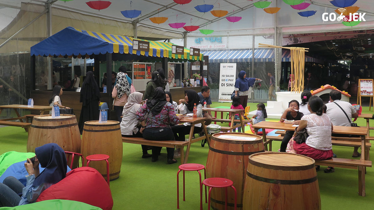 How GO-JEK Empowers Culinary SMEs | by GO-TROOPS | Life at Gojek | Medium