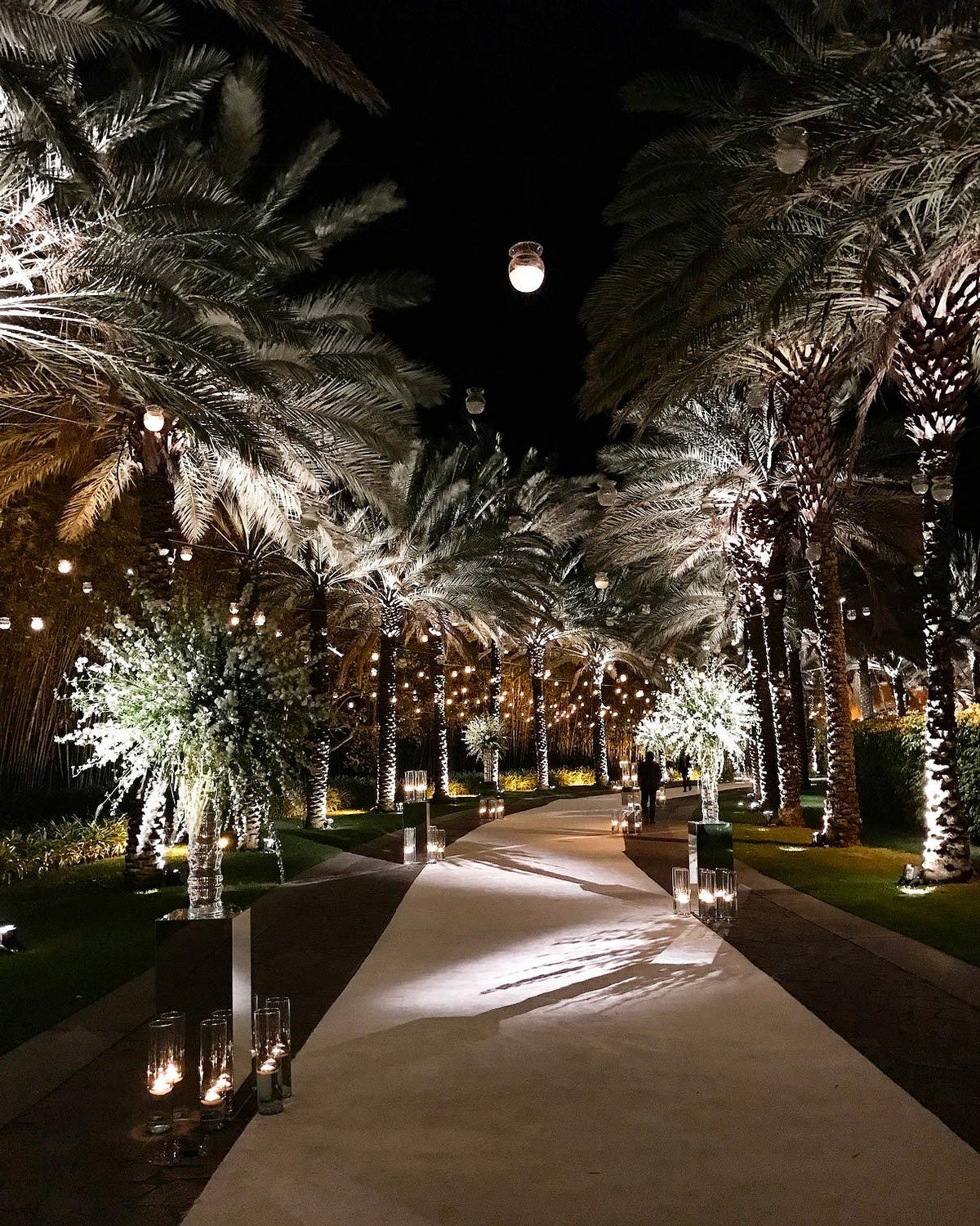 RUPA WARNA. Shannon Arabelle selalu memegang… | by hujanmadu | Medium