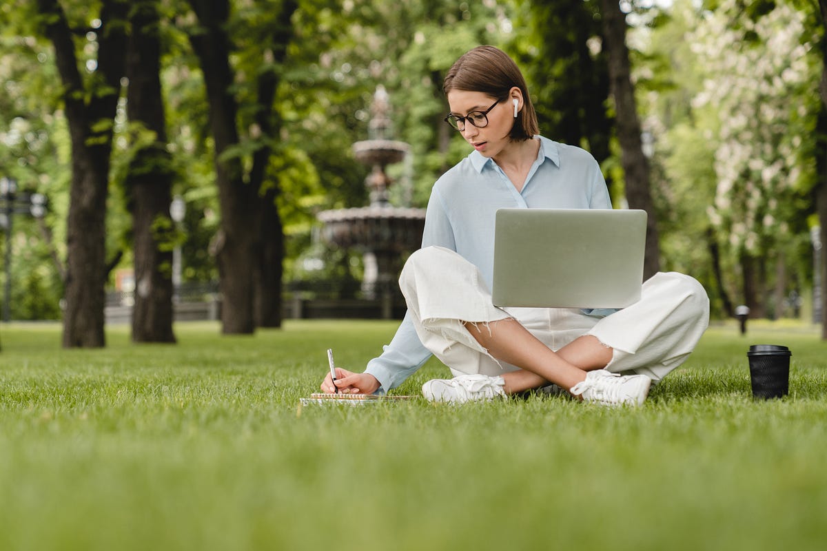 Complete eLearning Statistics for 2022 | by @if | Medium