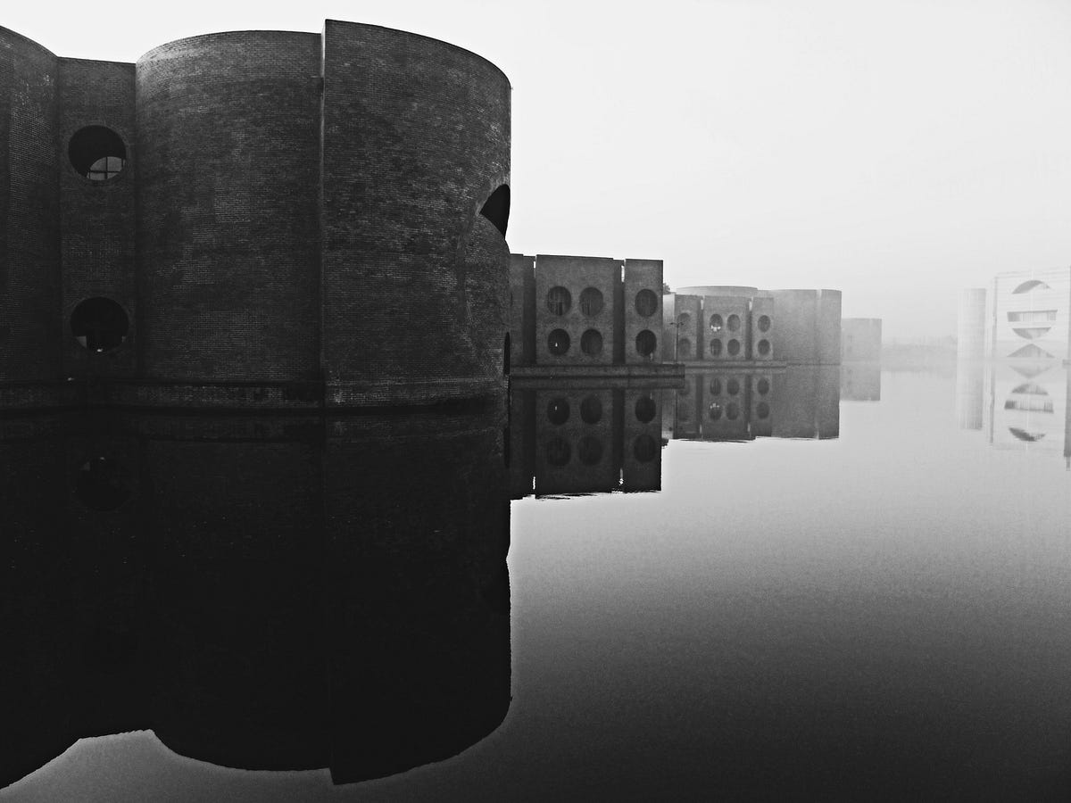 “Rain, House, Eternity: Presence and Expression in Game Architecture ...