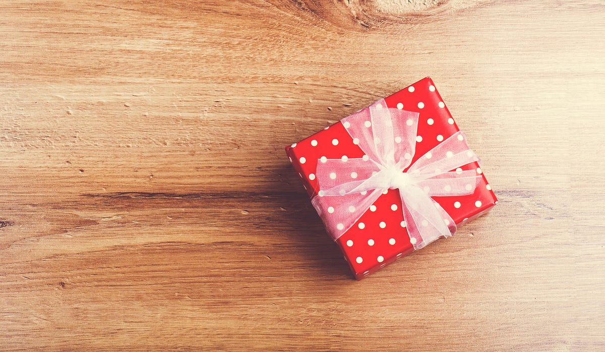 Your YouTuber Holiday Shopping Guide | by Sponsored | YouTuber Magazine ...