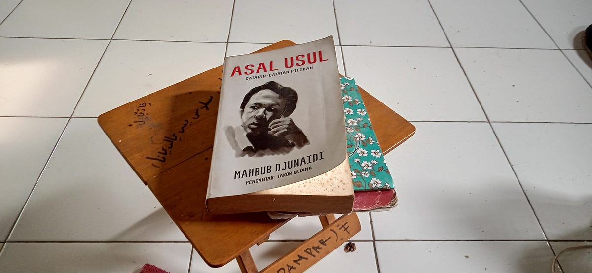 Belajar Menulis dari Mahbub Djunaidi | by Muhammad Hilal | Islam Indonesia | Nov, 2024 | Medium