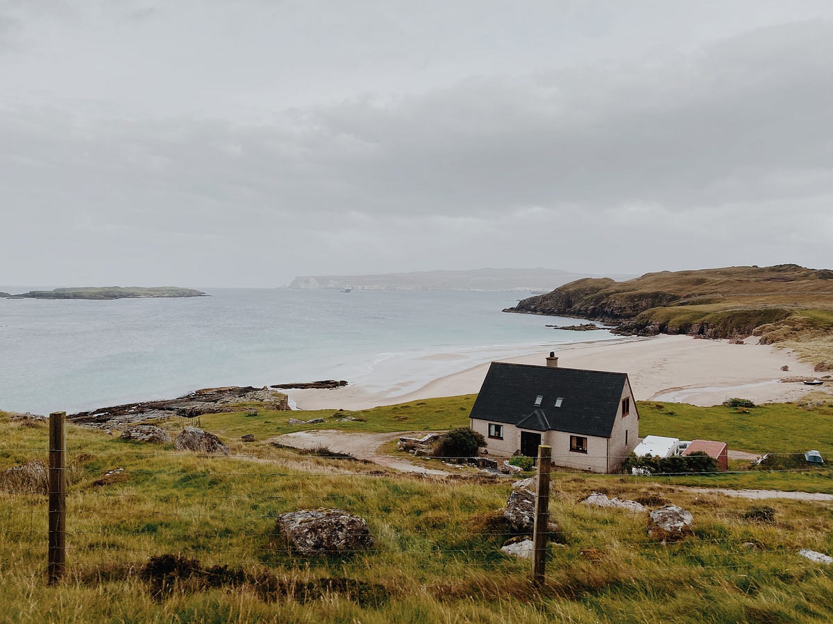 A surprisingly upbeat poem about long distance relationships. - Amy V ...