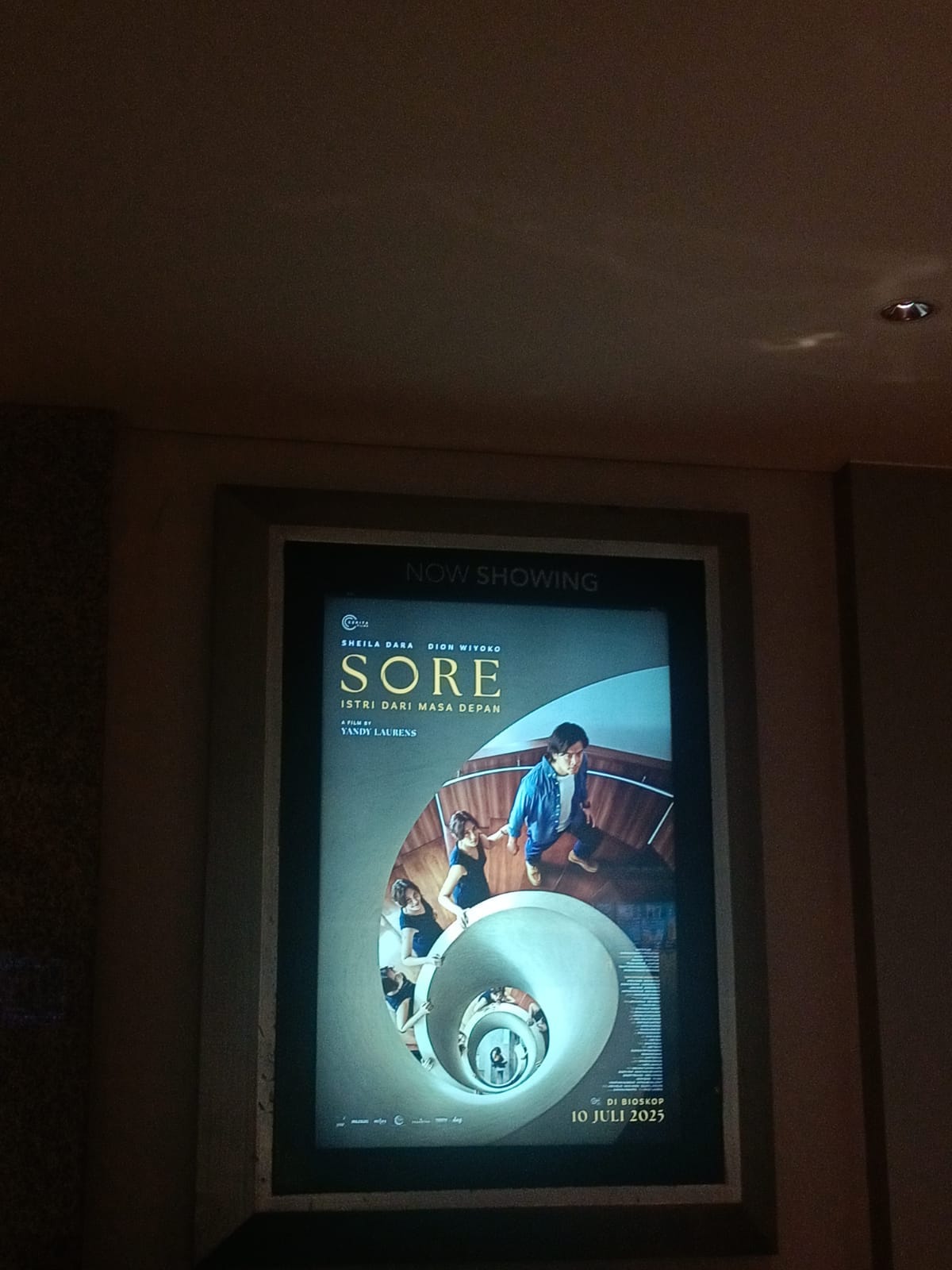 Review: SORE, Istri dari Masa Depan | by Sarah Dwi Septyani | Medium