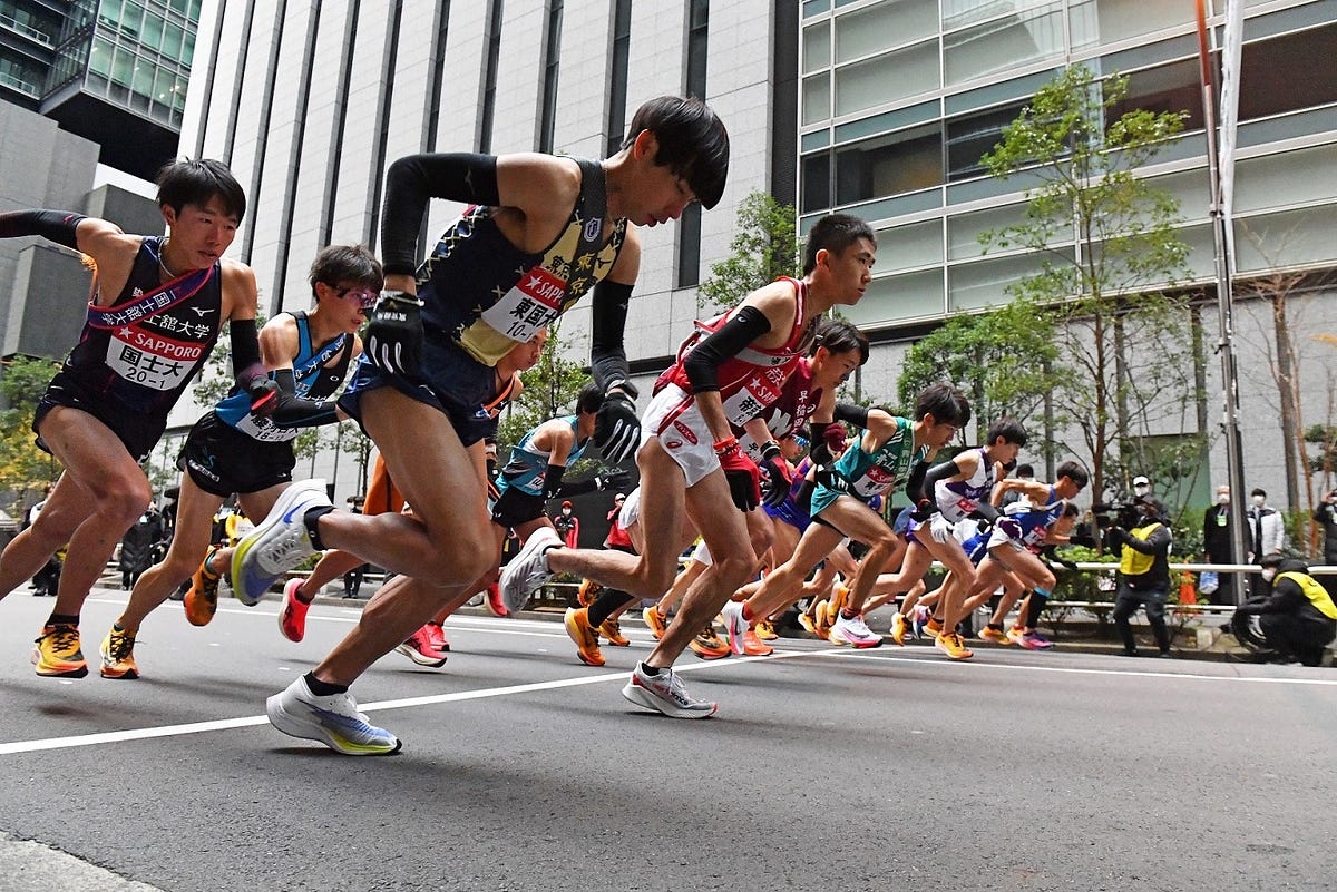 Hakone Ekiden. A New Year’s tradition of Japan | by Miyabi's Movie Diary | ⭐Inside of Miyabi’s ...